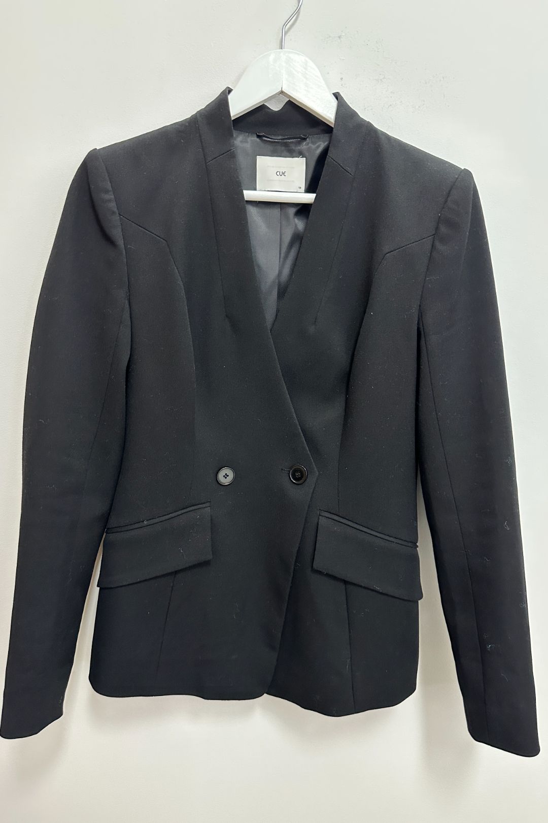 Buy Eco Twill Collarless Blazer in Black | Cue | GlamCorner