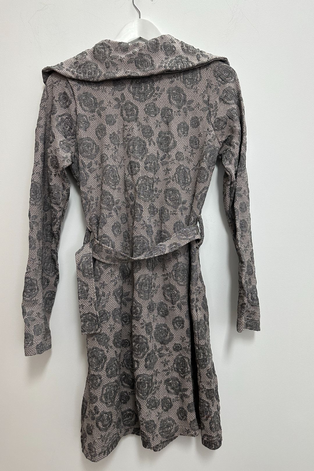 Buy Escapism Floral Embroidered Coat Dress | Metalicus | GlamCorner