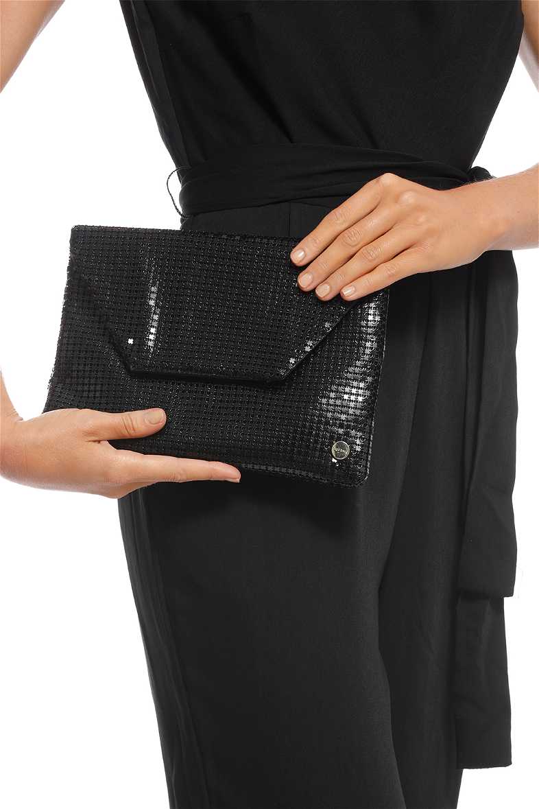 High End Designer Women's Clutches & Bags Rental | GlamCorner