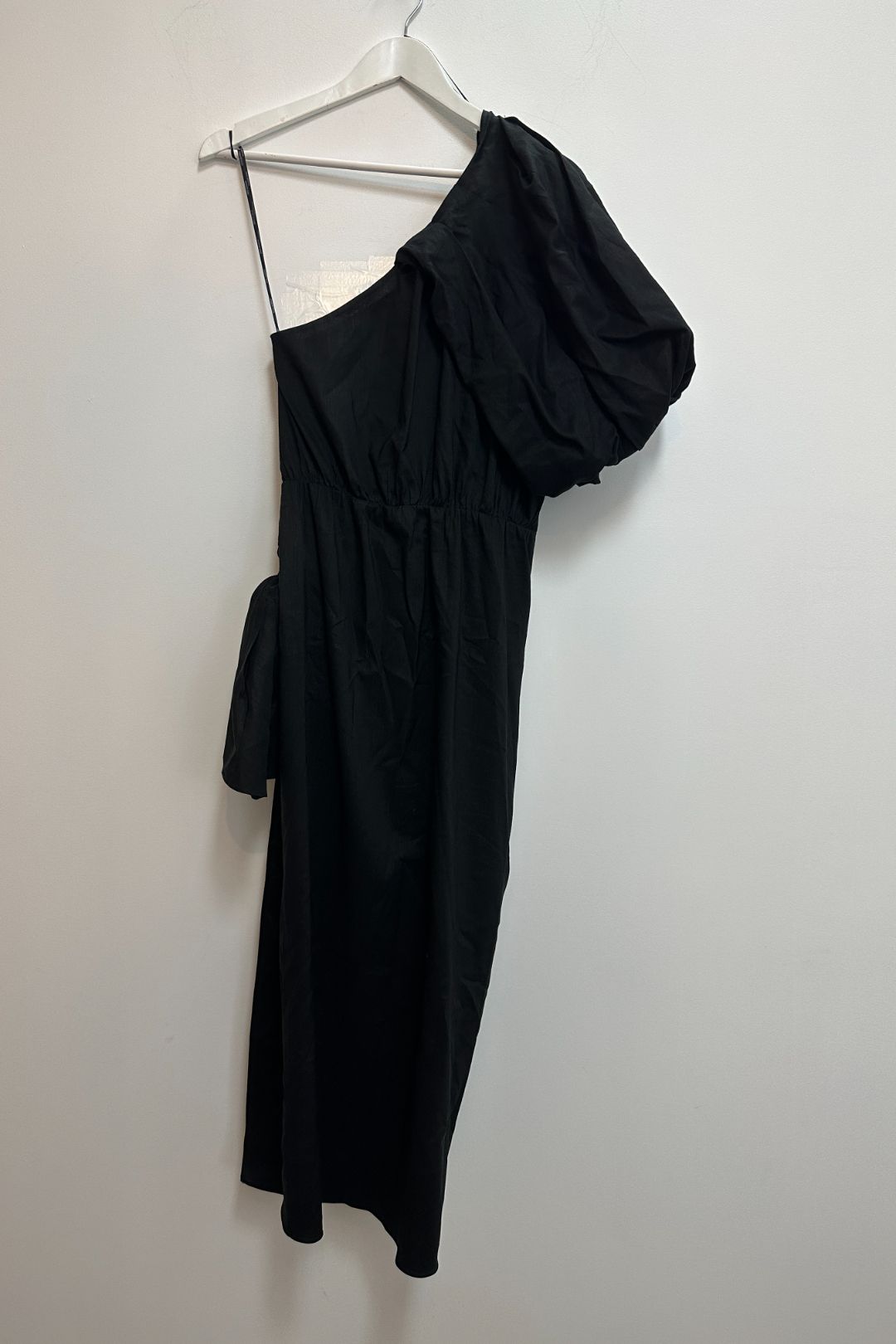 Buy One Shoulder Puff Sleeve Dress in Black | Country Road | GlamCorner